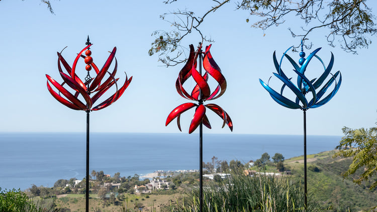 Vibrant Fusion Lawn & Yard Art Wind Spinner | Cyan Oasis